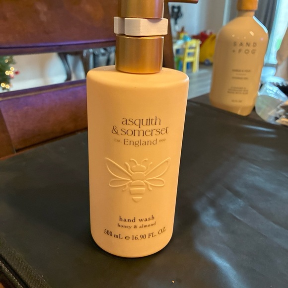 Asquith & Somerset | Bath & Body | Honey Almond Hand Wash Cream | Poshmark